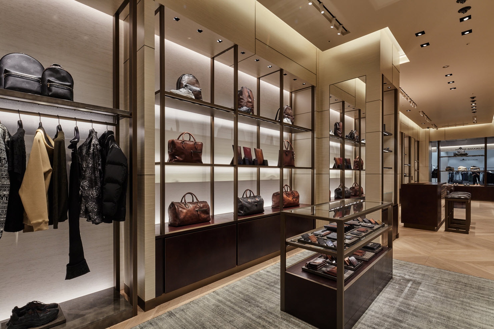 BERLUTI GALLERIA GWANGGYO: bespoke shoes and leather goods in Suwon