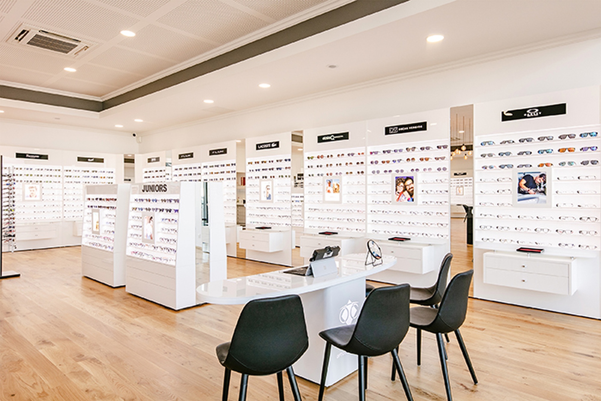 Opticien Opticien PARTHENAY Optical Center - Optical Center - Uw ...
