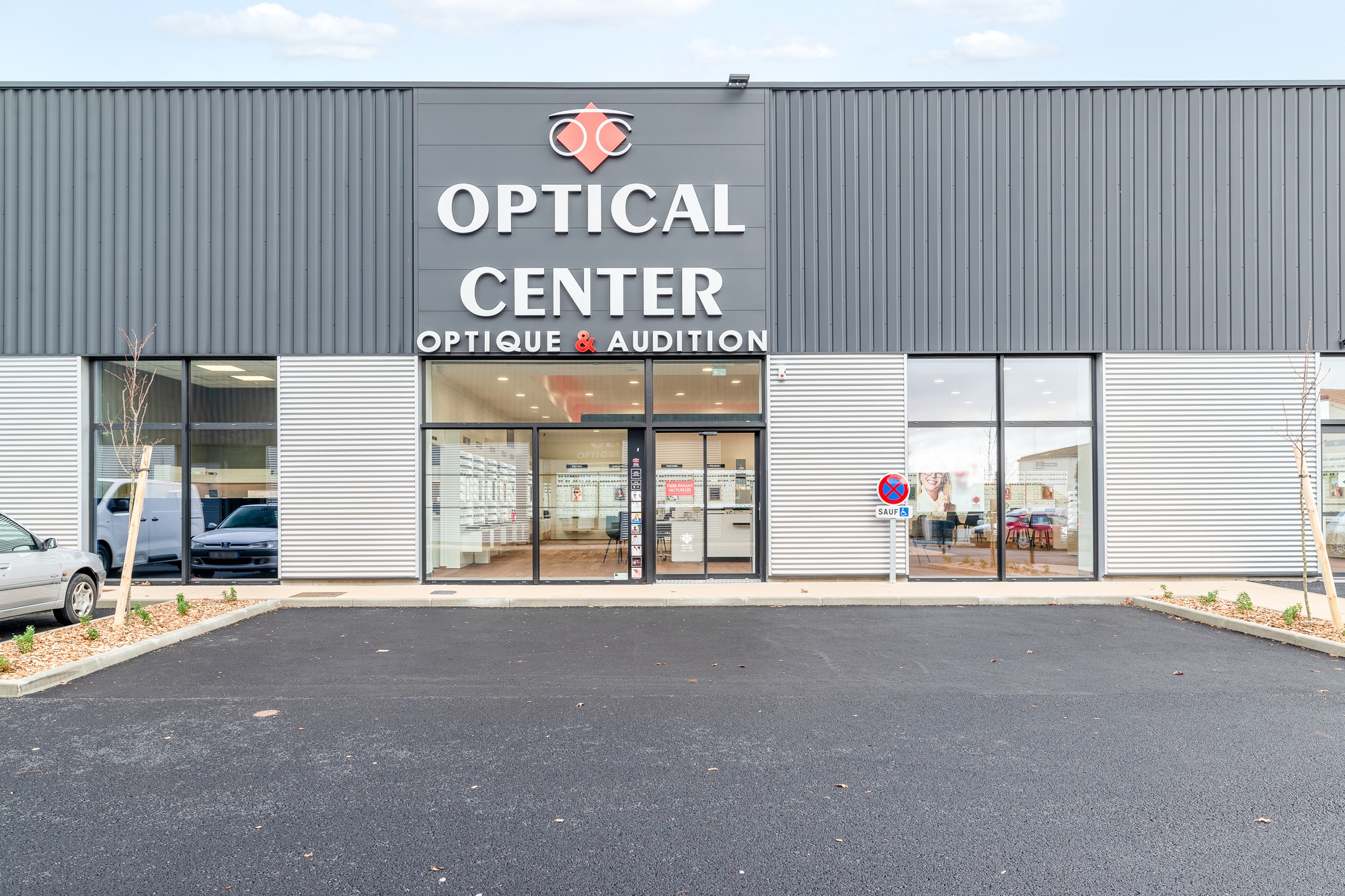 Lunetterie Opticien ESSARTS-EN-BOCAGE Optical Center - opticiens et ...