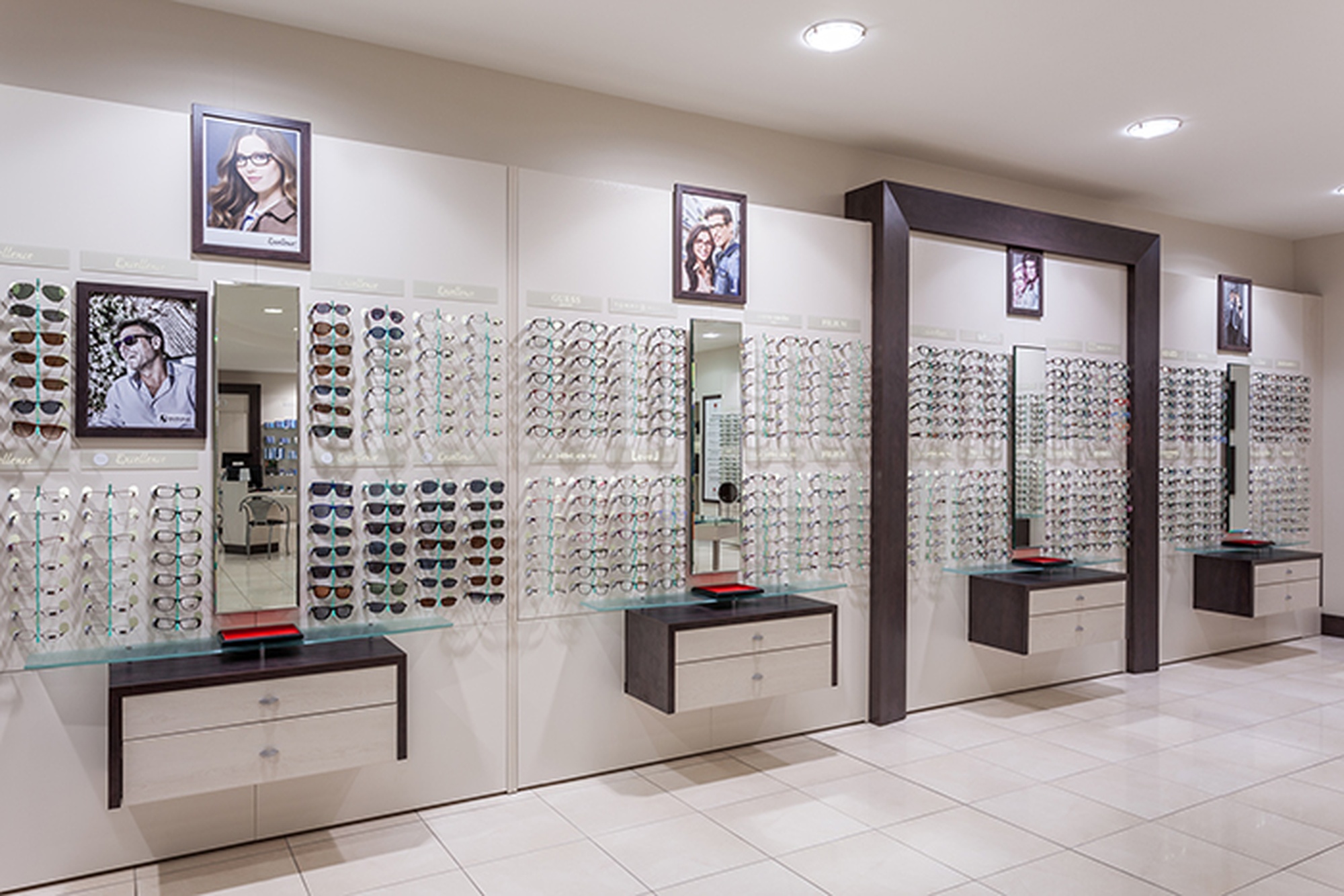 Optical Center eyewear store Opticien CLERMONT-L'HÉRAULT Optical Center ...