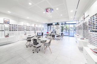Optician Paris : Optical Center – Eyewear store