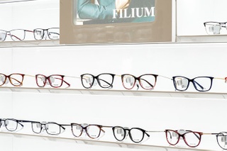 Optician Paris : Optical Center – Eyewear store