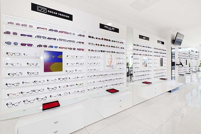 Optical Center eyewear store Opticien REVEL Optical Center - certified ...