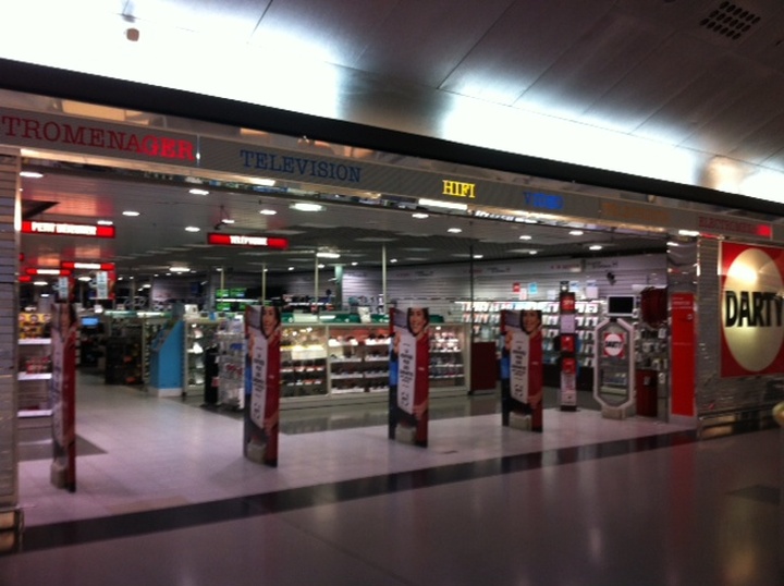 Magasin DARTY Calais - Darty - Electroménager, high-tech, atelier de ...