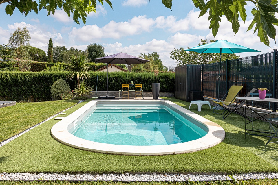 Constructeur Piscine et Installateur de Spa ORLIENAS - France | Aquilus